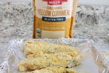 Easy and Tasty Cornmeal Chicken